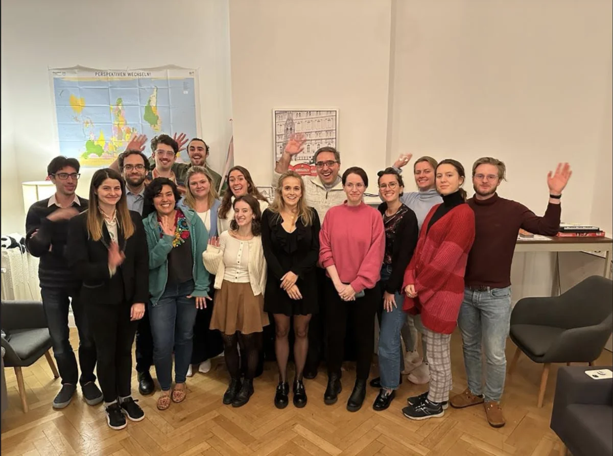 Ein Praktikum im Herzen Europas: ERSTE LESUNG in Kooperation mit dem ...